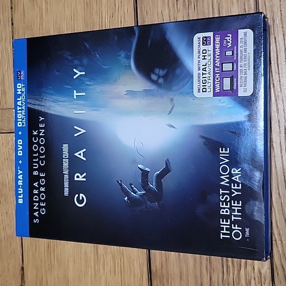 Warner Bros. | Media | Gravity Dvd Bluray | Poshmark